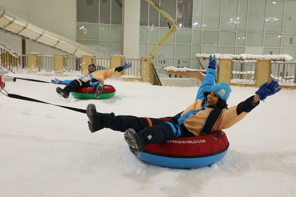 Best Entertaining Places to Visit in Qatar 2022 - Snow Dunes